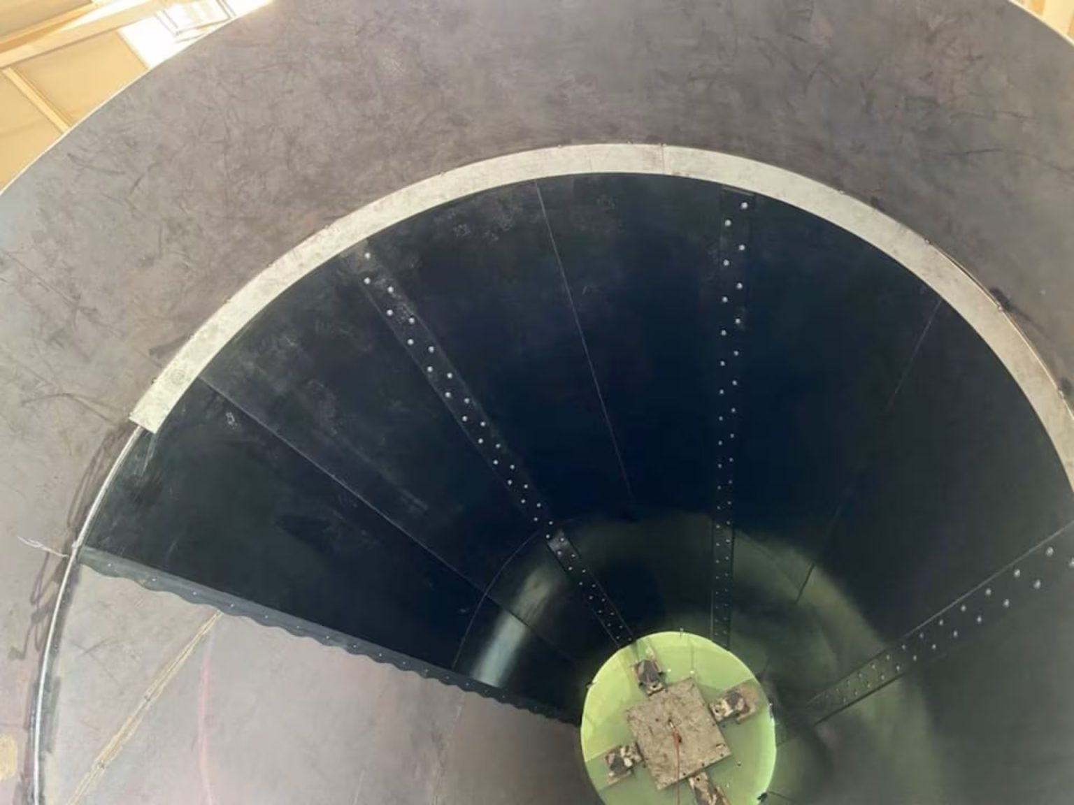 Interlocking Silo Liners - NovaPlas